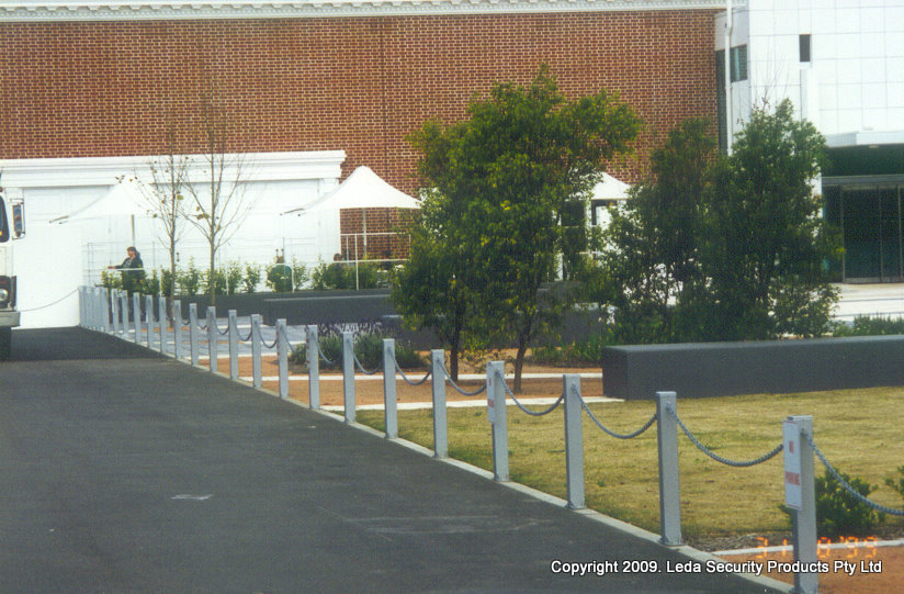 Industrial rectangular bollard | Leda Security Products