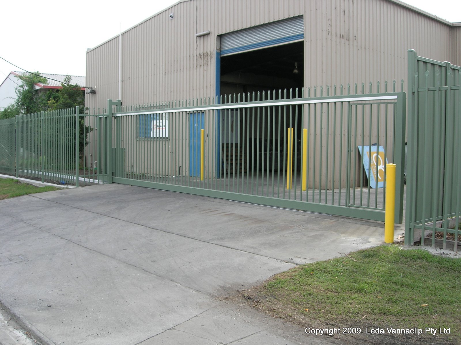 Track mounted slide gate | Leda Security Products