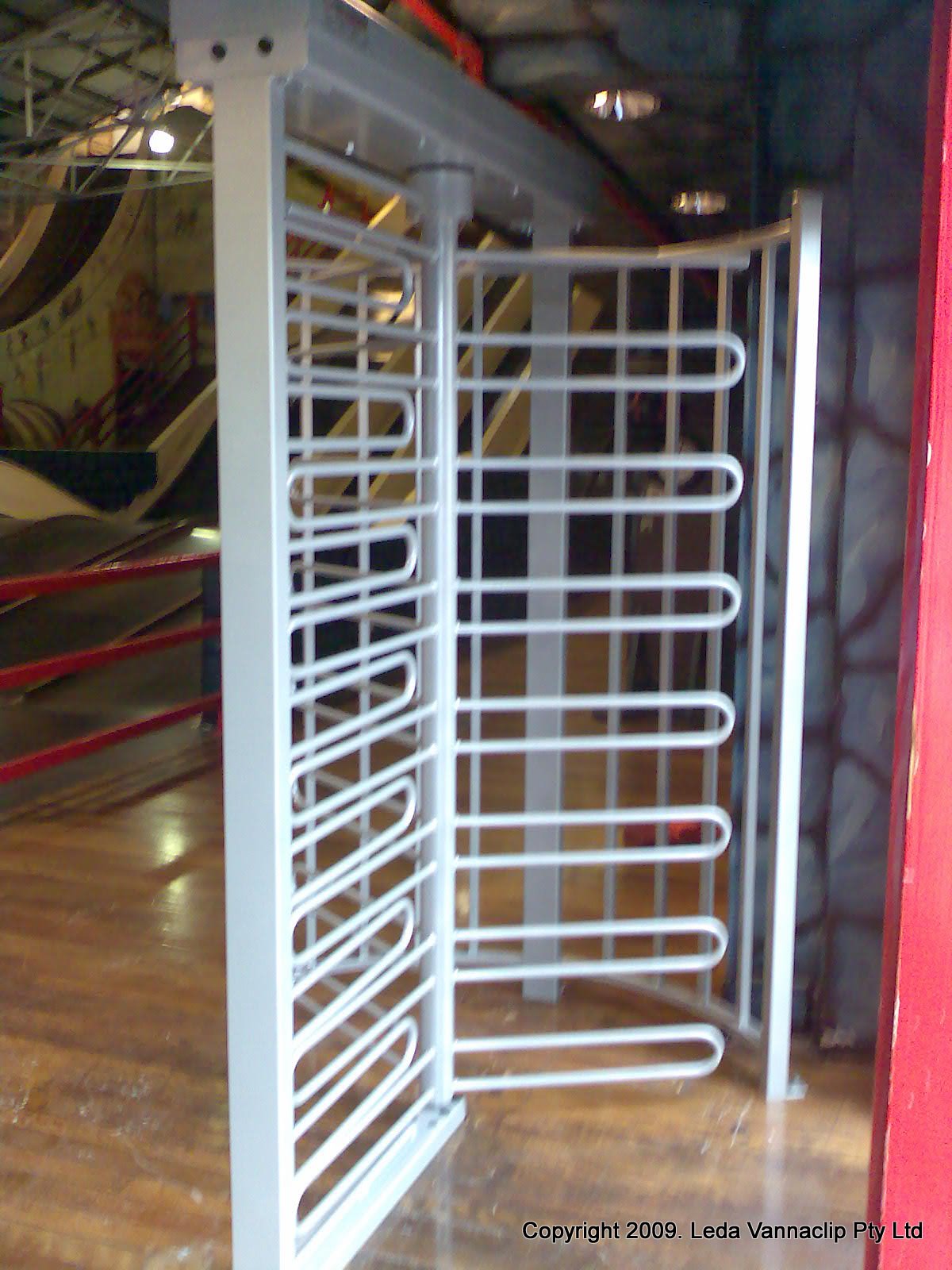 Full height looped turnstile | Leda Security Products
