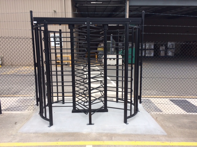 Dual full height turnstile with looped bars | Leda Security Products