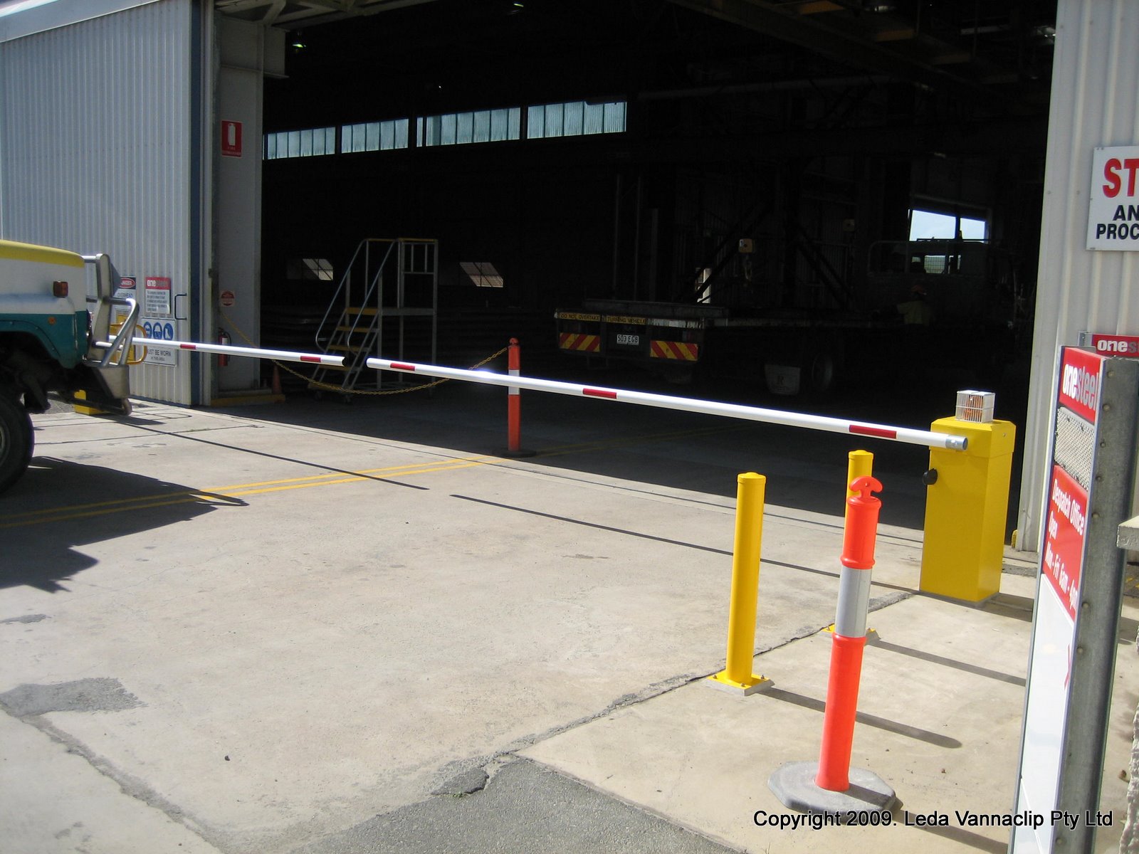 Auto boom gate 3-6mtr arm | Leda Security Products
