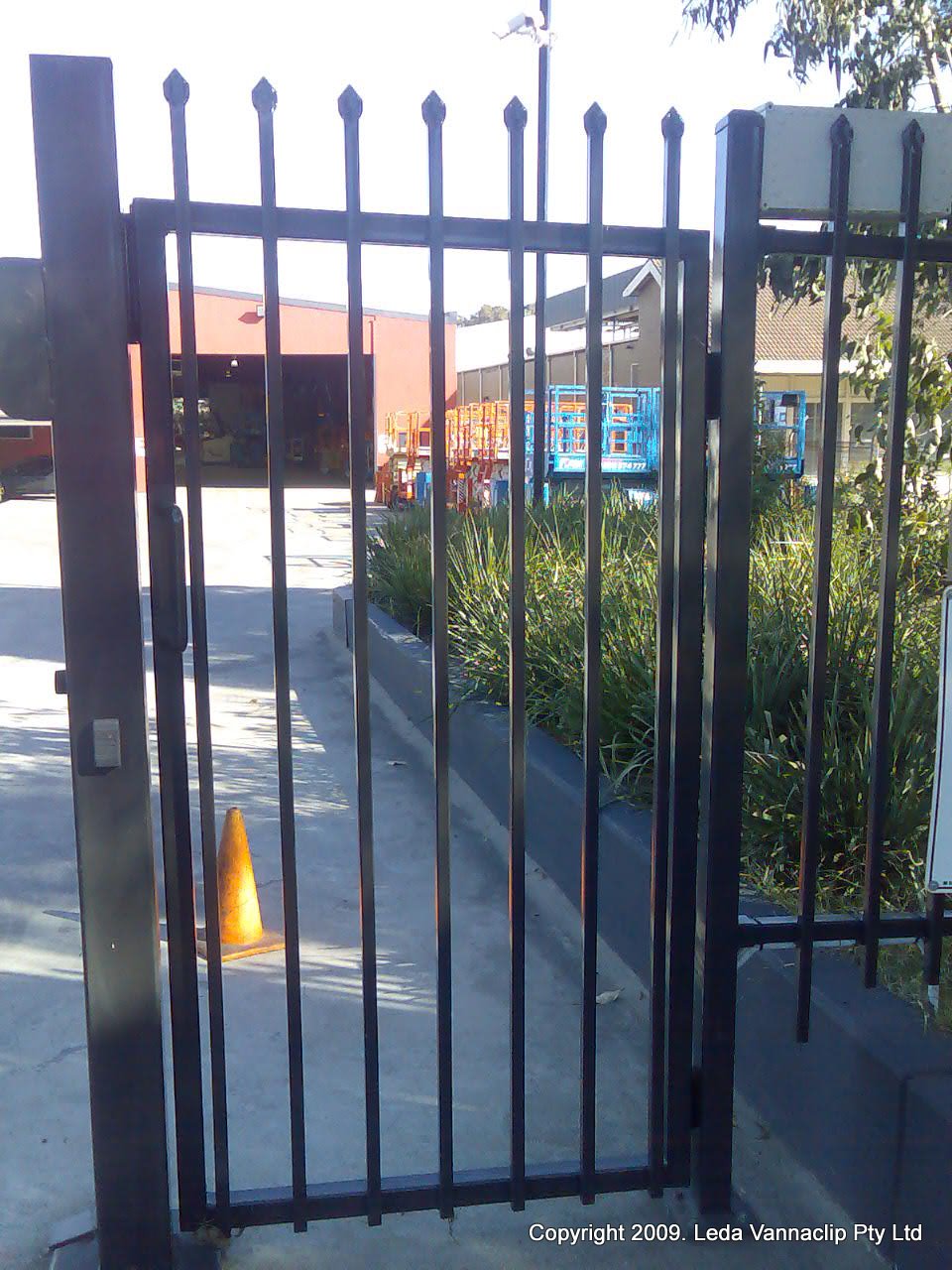 Pedestrian swing gate single leaf | Leda Security Products