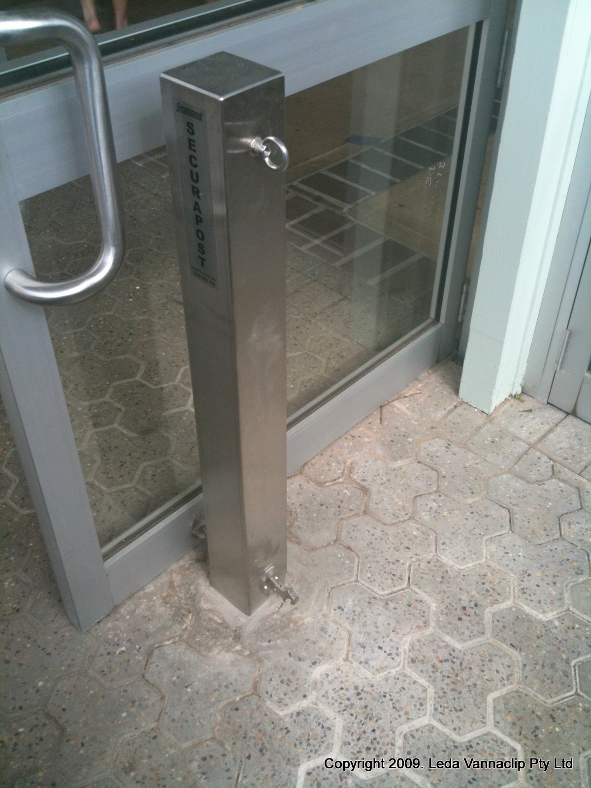 Rectangular stainless steel bollards | Leda Security Products