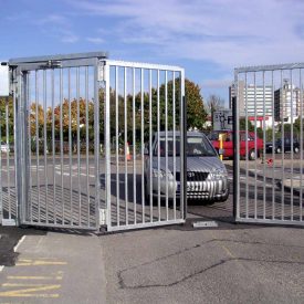 Bi-folding trackless speed gate | Leda Security Products